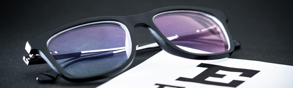 Pros and Cons of Multifocal Lenses | Eye Style